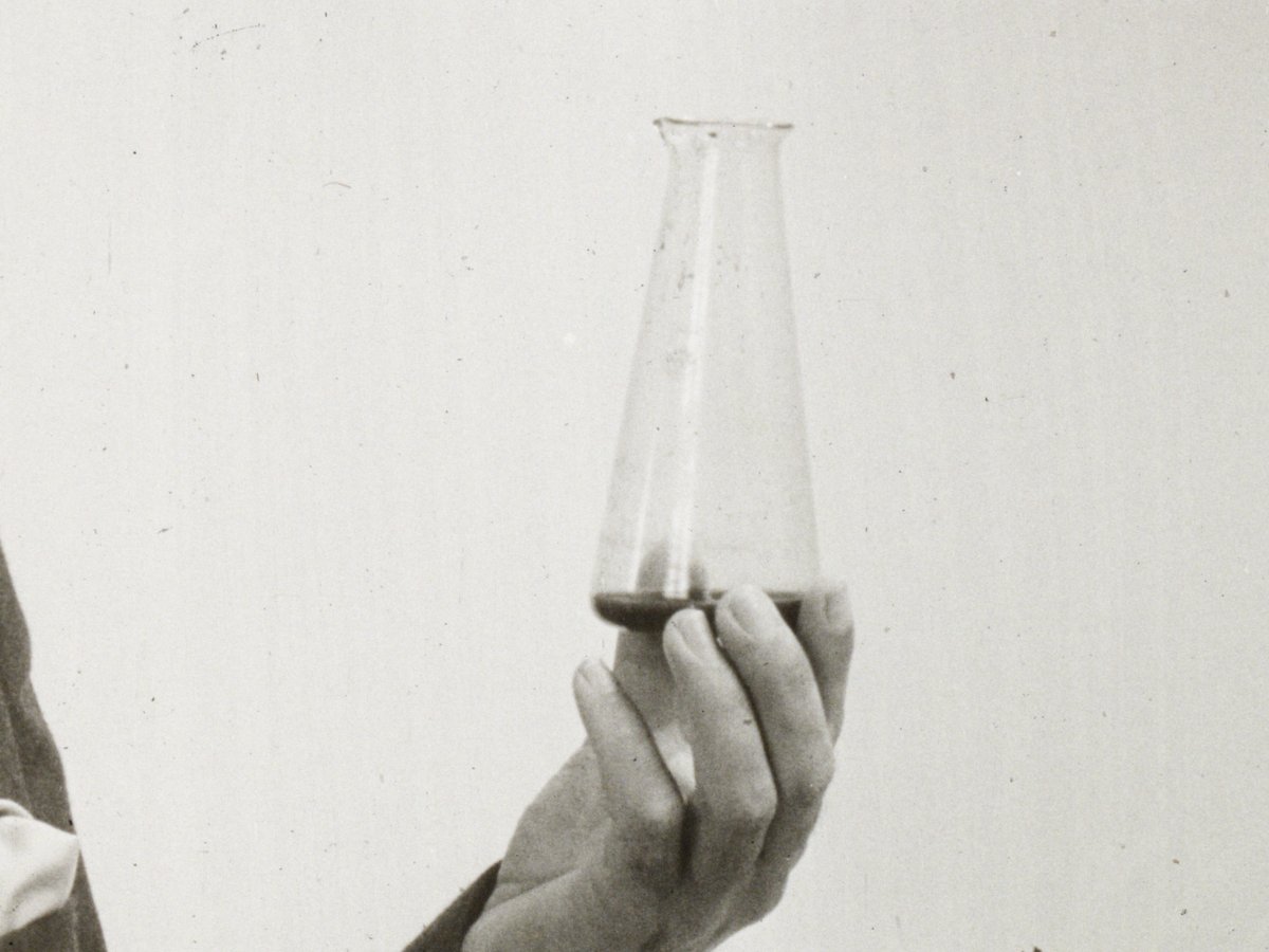 Anti-Cancer Council ad: Tar bottle | Anti Cancer Council | 1971 | ACMI ...